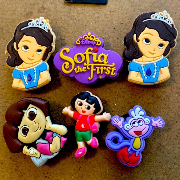 CROCS | Shoes | Nwt 6pc Set Sophia The Firstdora The Explorer Shoe ...